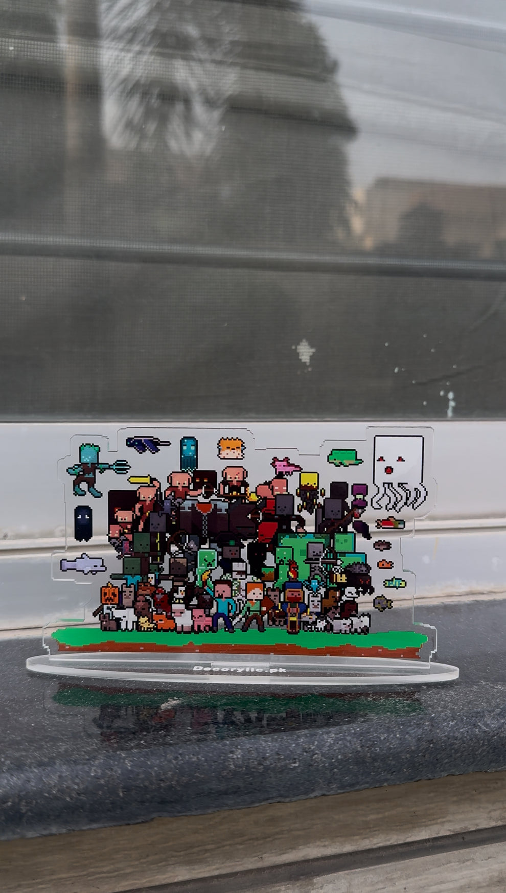 Minecraft pixel standee – Decorylics.pk